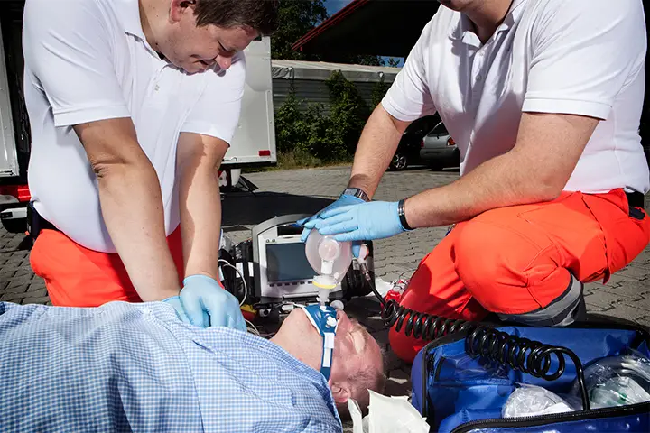 Basic Life Support BLS Training (BLS) in BC - Metro Safety - Metro ...